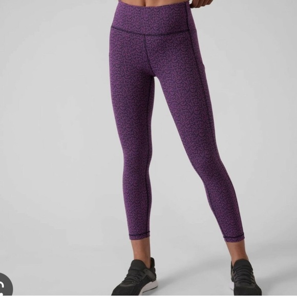 Athleta | Pants & Jumpsuits | Athleta Ultimate Stash Textured 78 Tights ...